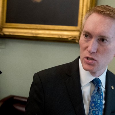 'You’ve Had a Rough Year,' Senator Tells Feds at SAMMIE Awards Event ...