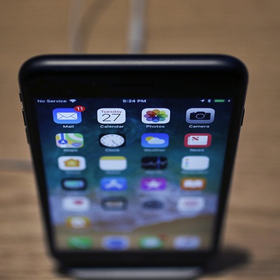 New Apple Portal Lets Customers Download All Their Data - Nextgov